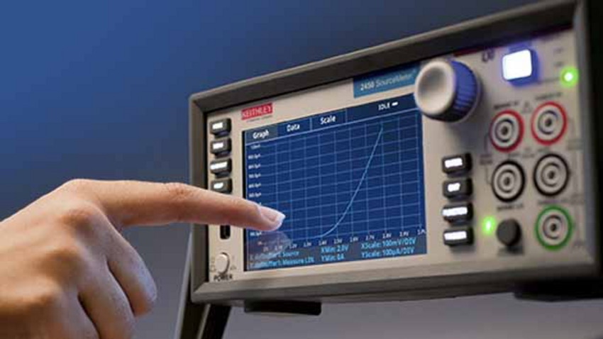 Source Measure Unit: Vierquadranten-Quelle/Senke mit Touch-Bedienung ...