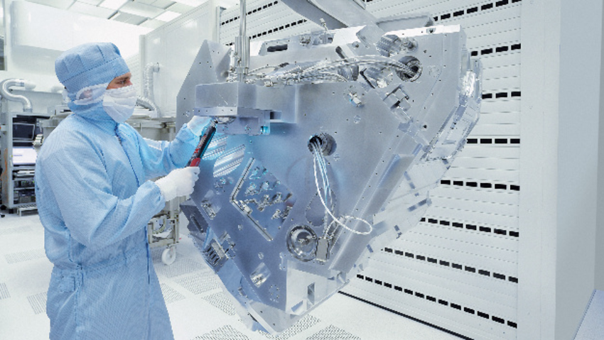 EUV Lithographie: ASML investiert in Partner Zeiss 1 Mrd. Euro ...
